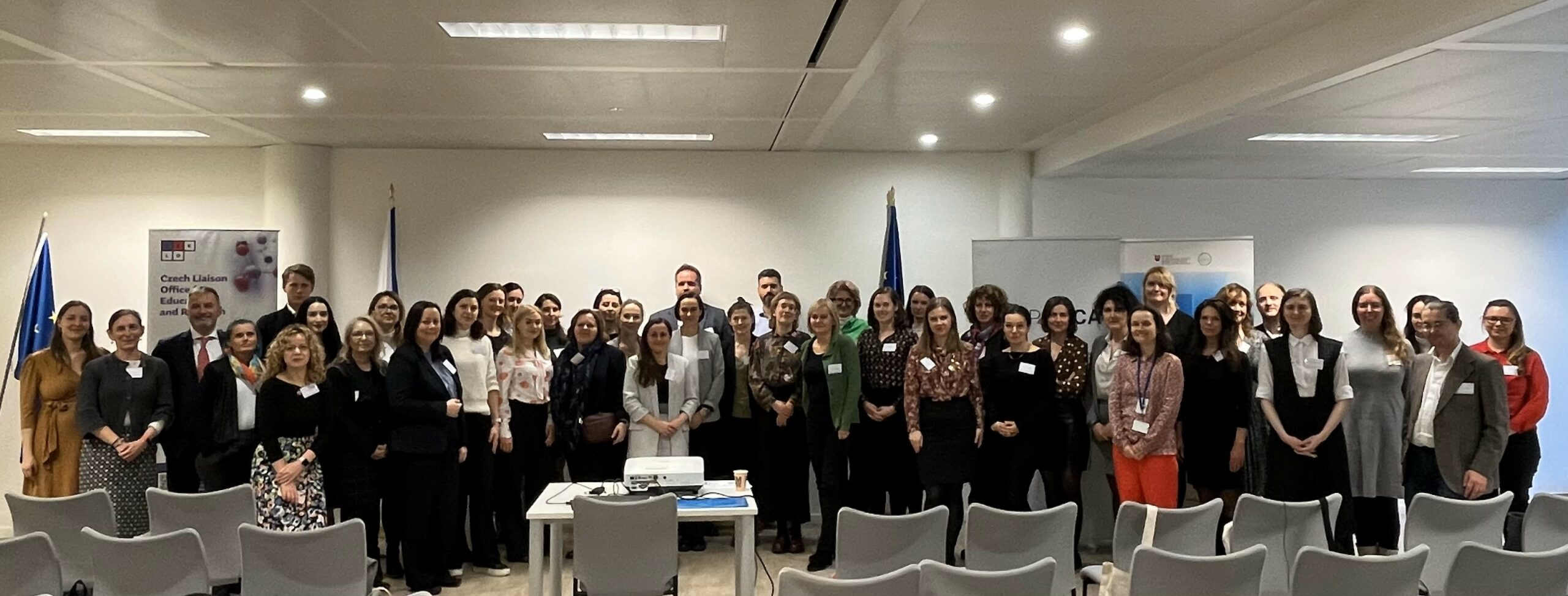 V4 Training for Research project Managers hosted representative of ...